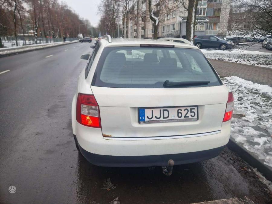 White Audi A4 2003 in Radviliskis, with an engine capacity of 1.89 L and mileage of 415 thousand km for 1250 €, photo 4 on AUTOMOTO.COM.LV