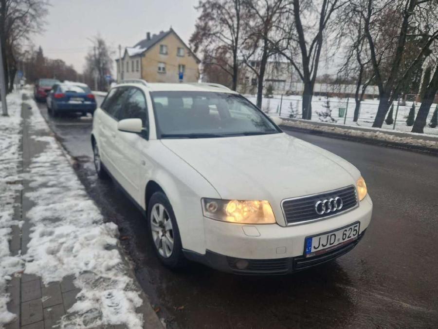 White Audi A4 2003 in Radviliskis, with an engine capacity of 1.89 L and mileage of 415 thousand km for 1250 €, photo 9 on AUTOMOTO.COM.LV