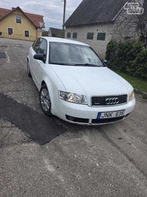 White Audi A4 2003 in Vilnius, with an engine capacity of 2.50 L and mileage of 4 thousand km for 900 €, photo 3 on AUTOMOTO.COM.LV