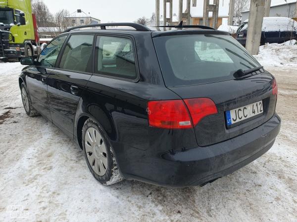 White Audi A4 2005 in Kaunas, with an engine capacity of 2.00 L and mileage of 350 thousand km for 1999 €, photo 3 on AUTOMOTO.COM.LV