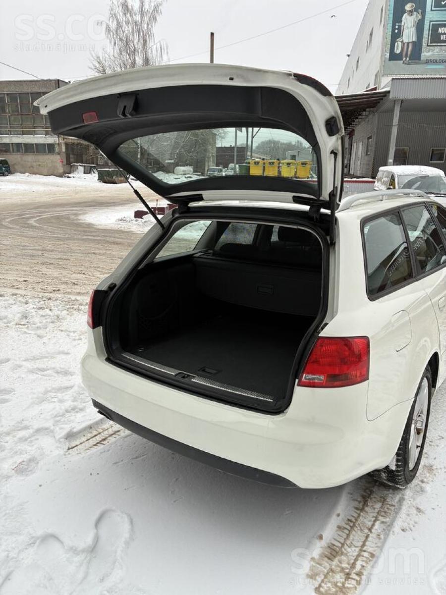 Balts Audi A4 2006 Rīga, ar dzinēja tilpumu 1.90 L un nobraukumu 285 tūkst. km par 2850 €, foto 27 vietnē AUTOMOTO.COM.LV