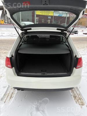 Balts Audi A4 2006 Rīga, ar dzinēja tilpumu 1.90 L un nobraukumu 285 tūkst. km par 2850 €, foto 28 vietnē AUTOMOTO.COM.LV