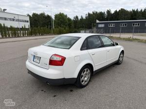 White Audi A4 2006 in Ukmerge, with an engine capacity of 1.80 L and mileage of 320 thousand km for 650 €, photo 6 on AUTOMOTO.COM.LV
