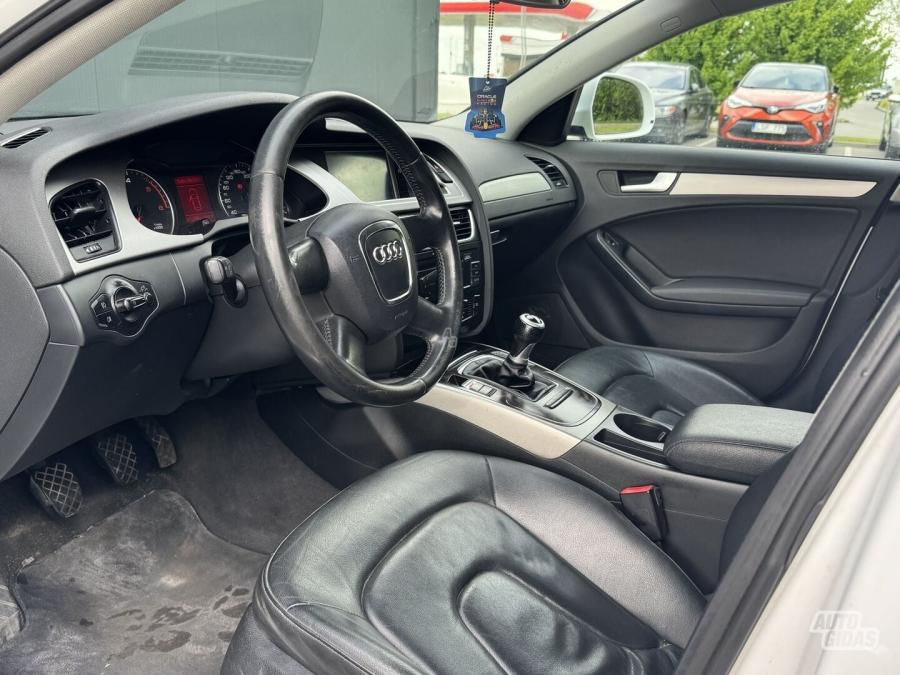 White Audi A4 2008 in Panevezys, with an engine capacity of 2.00 L and mileage of 470 thousand km for 3700 €, photo 12 on AUTOMOTO.COM.LV