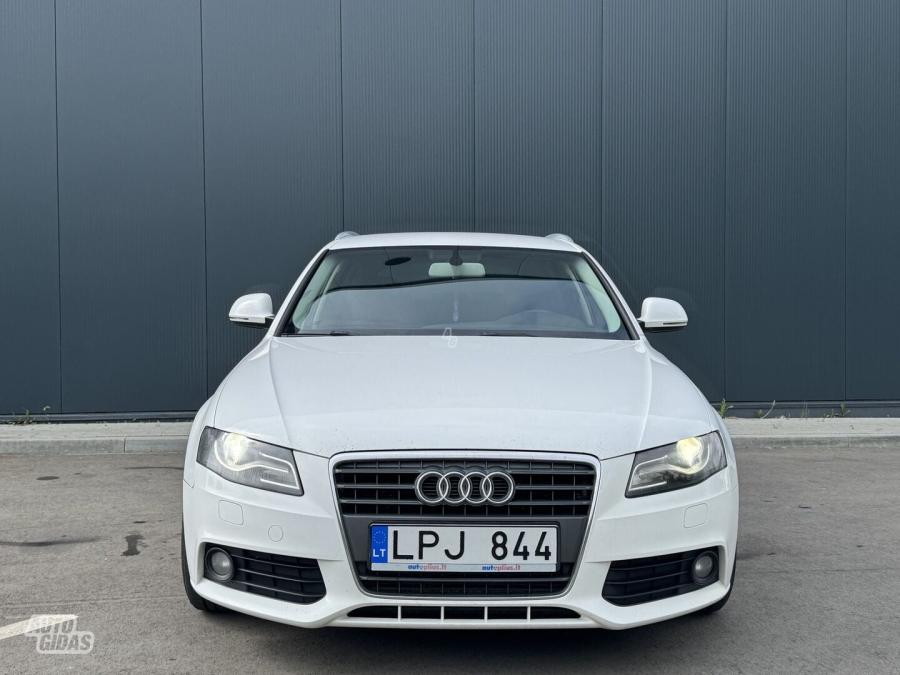 Balts Audi A4 2008 Panevēža, ar dzinēja tilpumu 2.00 L un nobraukumu 470 tūkst. km par 3690 €, foto 4 vietnē AUTOMOTO.COM.LV