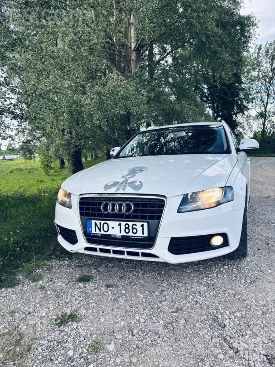 Balts Audi A4 2008 Daugavpils, ar dzinēja tilpumu 2.70 L un nobraukumu 300 tūkst. km par 3800 €, foto 1 vietnē AUTOMOTO.COM.LV