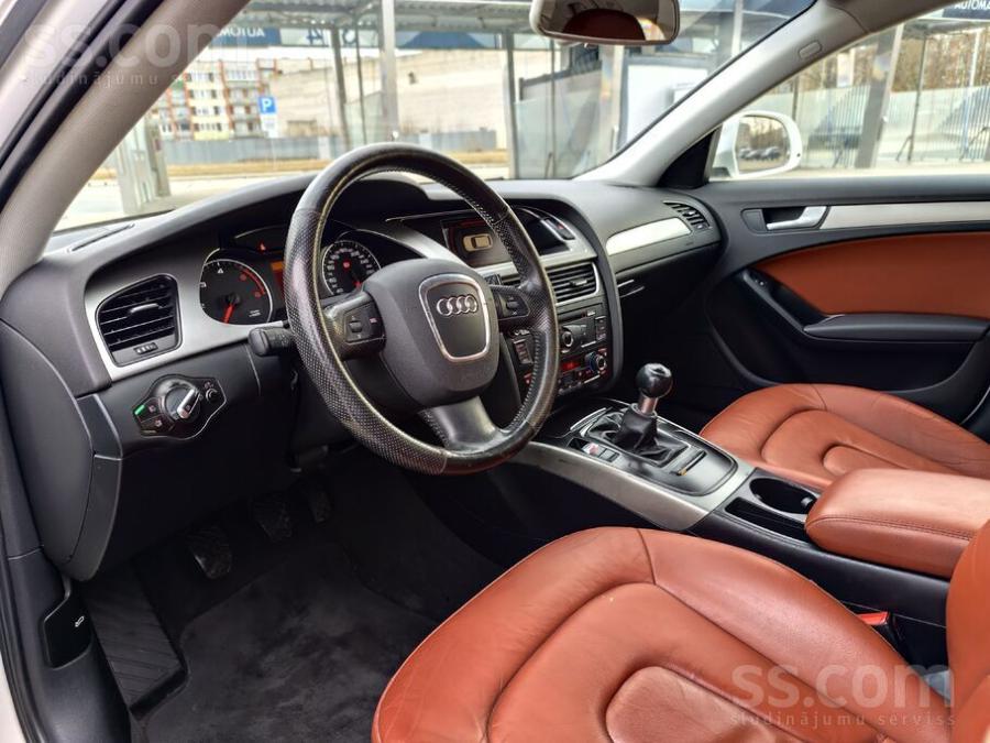 Balts Audi A4 2008 Rēzekne, ar dzinēja tilpumu 2.00 L un nobraukumu 303 tūkst. km par 4900 €, foto 12 vietnē AUTOMOTO.COM.LV