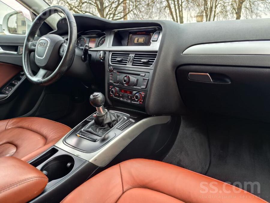 Balts Audi A4 2008 Rēzekne, ar dzinēja tilpumu 2.00 L un nobraukumu 303 tūkst. km par 4900 €, foto 13 vietnē AUTOMOTO.COM.LV