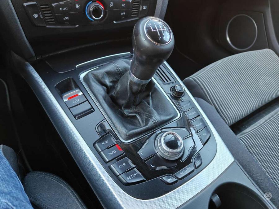White Audi A4 2008 in Vilnius, with an engine capacity of 1.97 L and mileage of 275 thousand km for 4200 €, photo 20 on AUTOMOTO.COM.LV