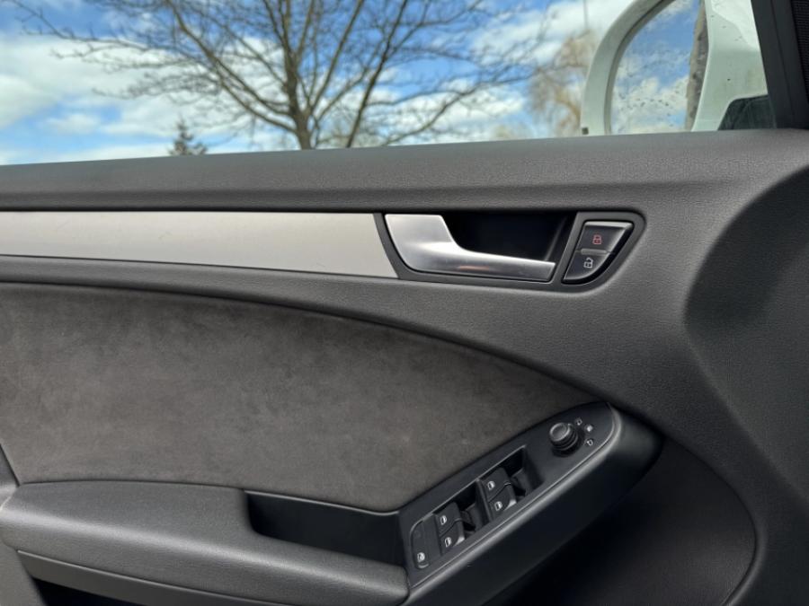 Balts Audi A4 2008 Rīga, ar dzinēja tilpumu 2.00 L un nobraukumu 330 tūkst. km par 4990 €, foto 18 vietnē AUTOMOTO.COM.LV