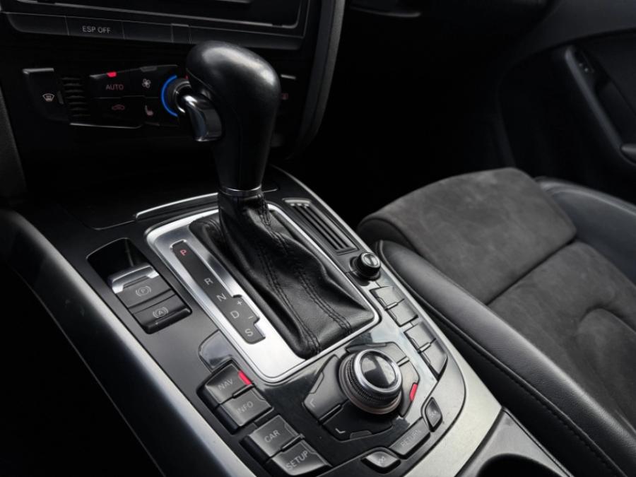 Balts Audi A4 2008 Rīga, ar dzinēja tilpumu 2.00 L un nobraukumu 330 tūkst. km par 4990 €, foto 19 vietnē AUTOMOTO.COM.LV
