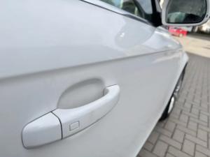 White Audi A4 2008 in Riga, with an engine capacity of 2.00 L and mileage of 330 thousand km for 4990 €, photo 12 on AUTOMOTO.COM.LV