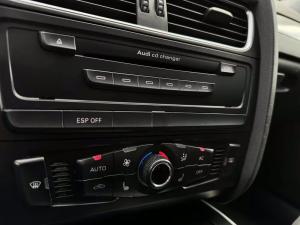 White Audi A4 2008 in Riga, with an engine capacity of 2.00 L and mileage of 330 thousand km for 4990 €, photo 19 on AUTOMOTO.COM.LV