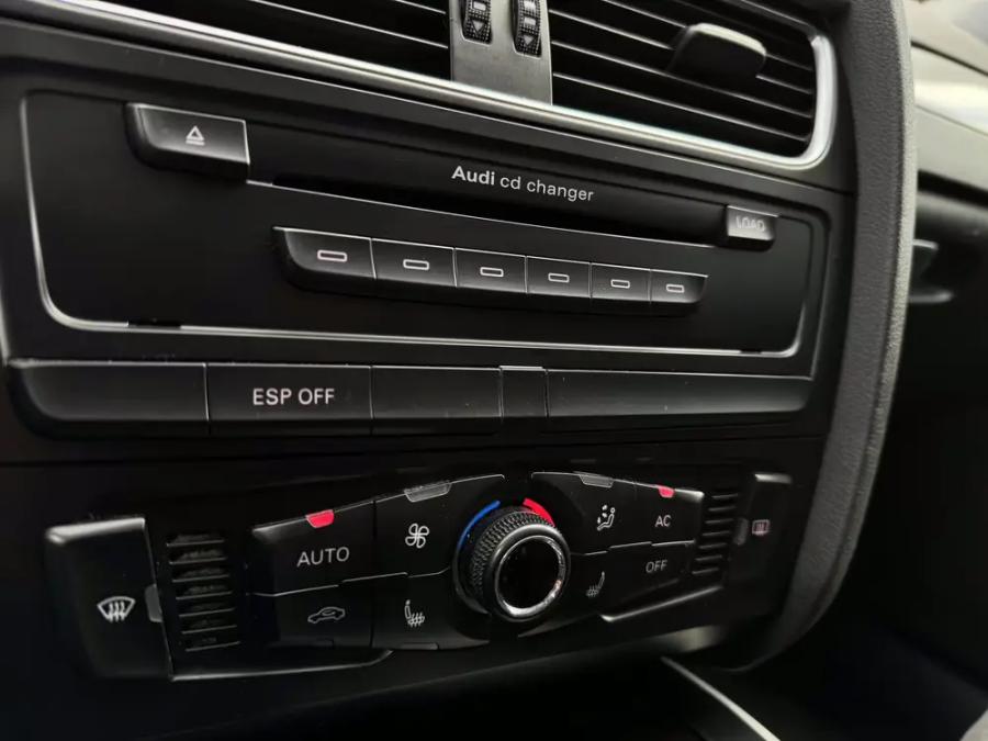 White Audi A4 2008 in Riga, with an engine capacity of 2.00 L and mileage of 330 thousand km for 4990 €, photo 19 on AUTOMOTO.COM.LV