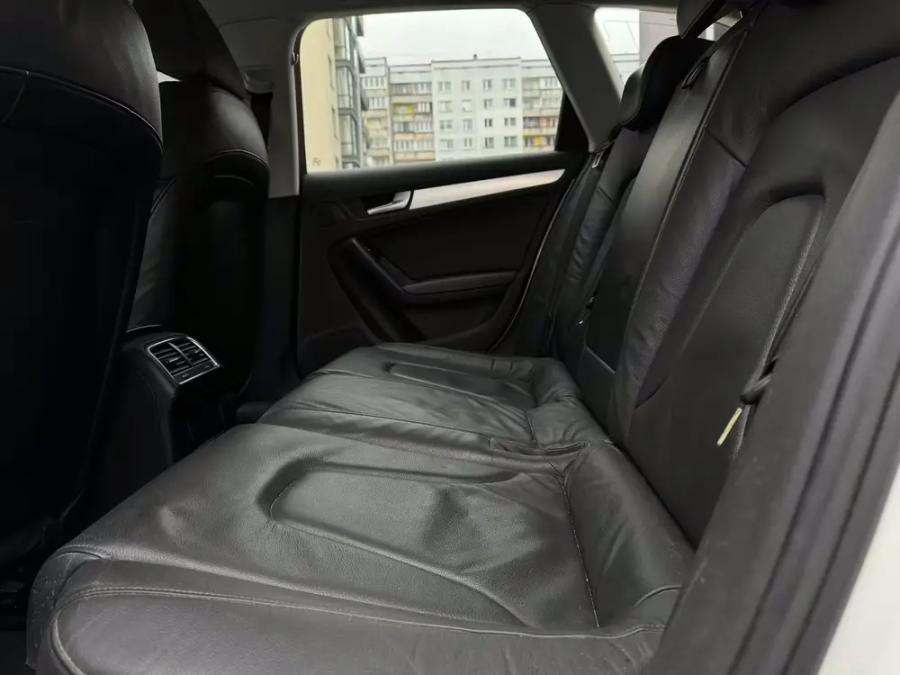 White Audi A4 2008 in Riga, with an engine capacity of 2.00 L and mileage of 266 thousand km for 4690 €, photo 14 on AUTOMOTO.COM.LV