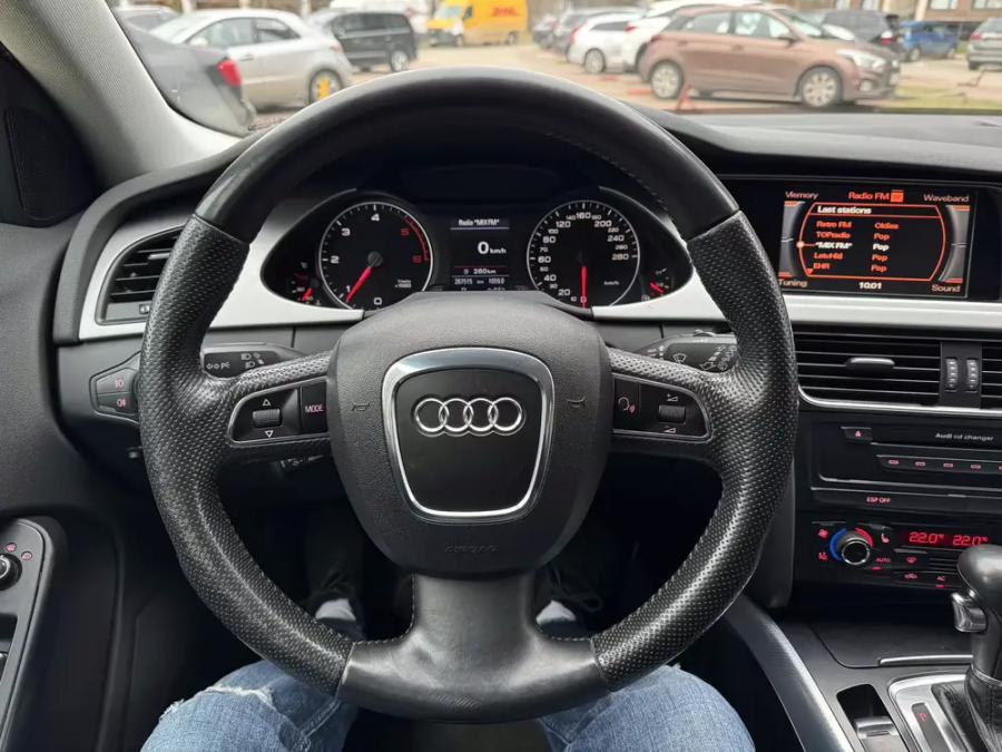 White Audi A4 2008 in Riga, with an engine capacity of 2.00 L and mileage of 266 thousand km for 4690 €, photo 23 on AUTOMOTO.COM.LV