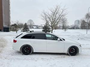 White Audi A4 2008 in Riga, with an engine capacity of 2.00 L and mileage of 355 thousand km for 4990 €, photo 3 on AUTOMOTO.COM.LV