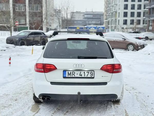 Balts Audi A4 2008 Rīga, ar dzinēja tilpumu 2.00 L un nobraukumu 355 tūkst. km par 4990 €, foto 4 vietnē AUTOMOTO.COM.LV