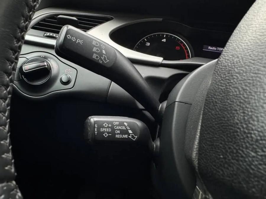 White Audi A4 2008 in Riga, with an engine capacity of 2.00 L and mileage of 355 thousand km for 4990 €, photo 22 on AUTOMOTO.COM.LV