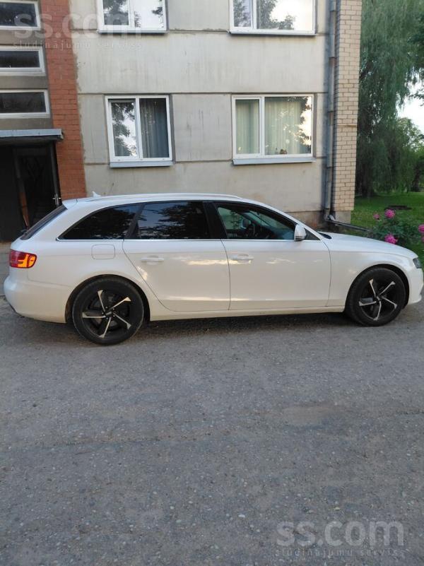 Balts Audi A4 2008 Saldus, ar dzinēja tilpumu 2.00 L un nobraukumu 402 tūkst. km par 5200 €, foto 3 vietnē AUTOMOTO.COM.LV
