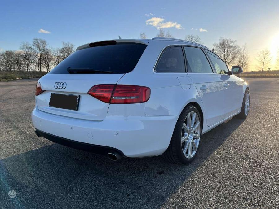 White Audi A4 2008 in Raseiniai, with an engine capacity of 2.97 L and mileage of 313 thousand km for 6650 €, photo 8 on AUTOMOTO.COM.LV