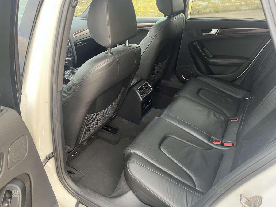 White Audi A4 2008 in Raseiniai, with an engine capacity of 2.97 L and mileage of 313 thousand km for 6650 €, photo 13 on AUTOMOTO.COM.LV