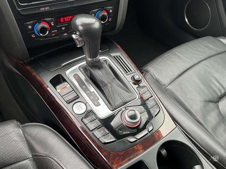 White Audi A4 2008 in Raseiniai, with an engine capacity of 2.97 L and mileage of 313 thousand km for 6650 €, photo 16 on AUTOMOTO.COM.LV