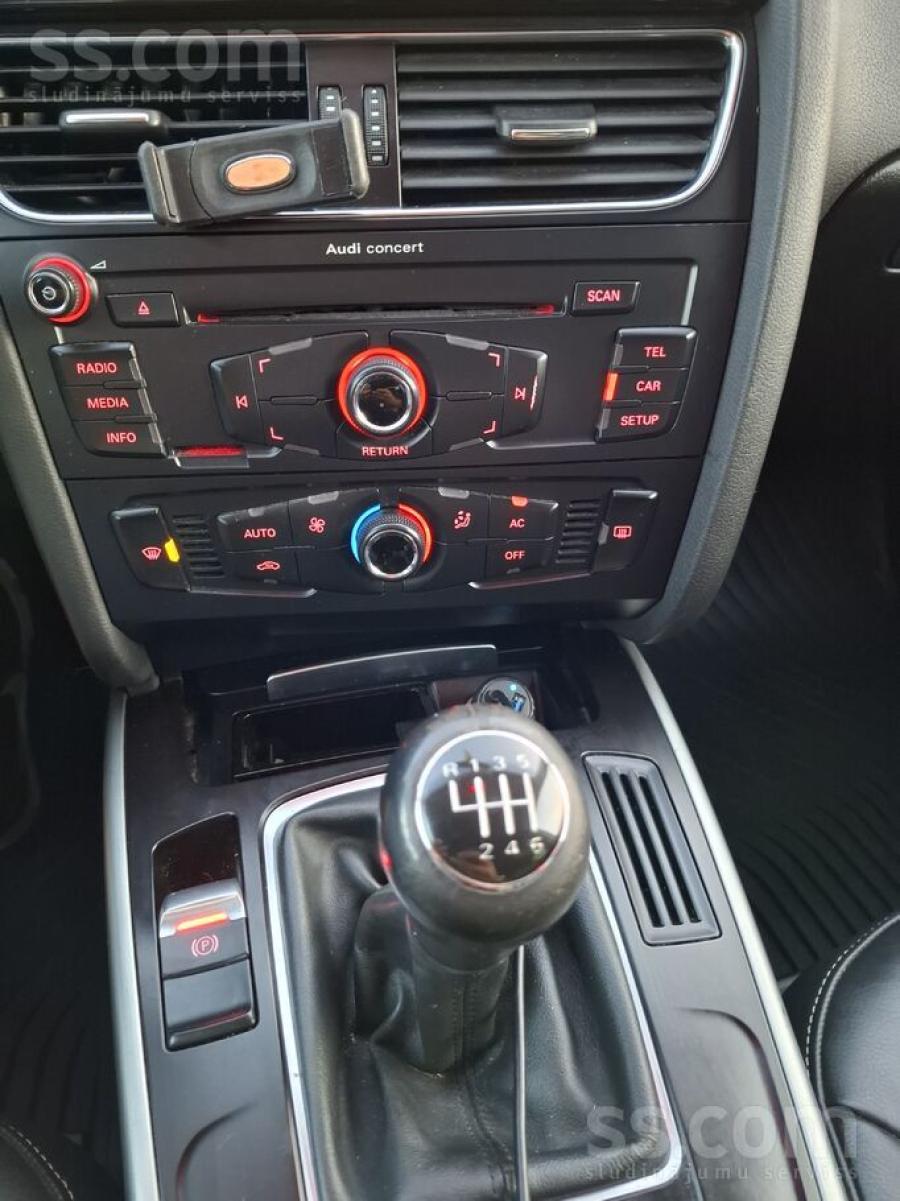 White Audi A4 2008 in Bauska, with an engine capacity of 2.00 L and mileage of 324 thousand km for 4800 €, photo 12 on AUTOMOTO.COM.LV