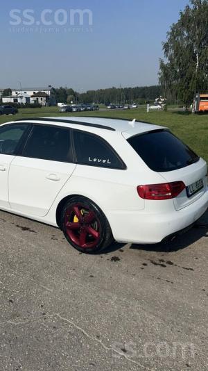 White Audi A4 2008 in Riga, with an engine capacity of 2.00 L and mileage of 235 thousand km for 6200 €, photo 9 on AUTOMOTO.COM.LV