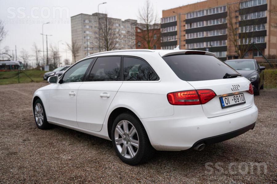 White Audi A4 2009 in Liepaja, with an engine capacity of 3.00 L and mileage of 305 thousand km for 6800 €, photo 7 on AUTOMOTO.COM.LV