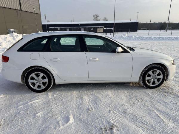 Balts Audi A4 2009 Prienai, ar dzinēja tilpumu 2.00 L un nobraukumu 324 tūkst. km par 3950 €, foto 4 vietnē AUTOMOTO.COM.LV