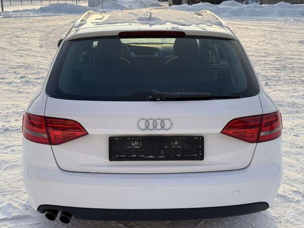 Balts Audi A4 2009 Prienai, ar dzinēja tilpumu 2.00 L un nobraukumu 324 tūkst. km par 3950 €, foto 6 vietnē AUTOMOTO.COM.LV