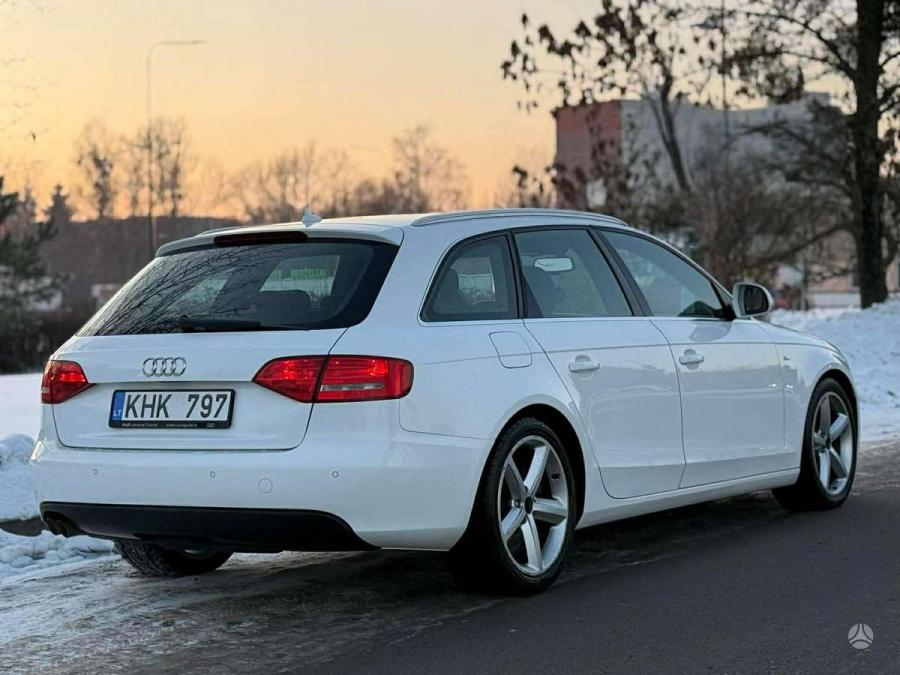 White Audi A4 2009 in Kaunas, with an engine capacity of 1.97 L and mileage of 288 thousand km for 5000 €, photo 4 on AUTOMOTO.COM.LV