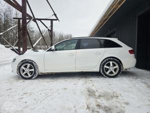 Balts Audi A4 2009 Visaginas, ar dzinēja tilpumu 2.00 L un nobraukumu 357 tūkst. km par 4200 €, foto 3 vietnē AUTOMOTO.COM.LV