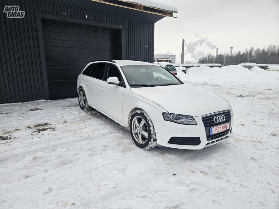 Balts Audi A4 2009 Visaginas, ar dzinēja tilpumu 2.00 L un nobraukumu 357 tūkst. km par 4200 €, foto 4 vietnē AUTOMOTO.COM.LV