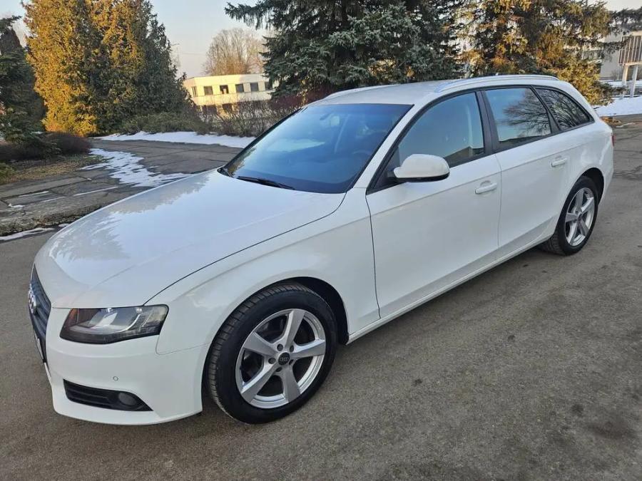 Белый Ауди А4 2009 в Екабпилс, объемом двигателя 2.00 л и пробегом 303 тыс. км за 5990 €, фото 15 на AUTOMOTO.COM.LV