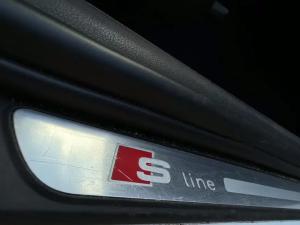 White Audi A4 2009 in Riga, with an engine capacity of 2.00 L and mileage of 293 thousand km for 4990 €, photo 10 on AUTOMOTO.COM.LV
