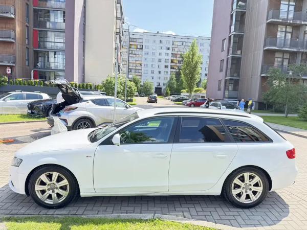 White Audi A4 2009 in Riga, with an engine capacity of 2.70 L and mileage of 318 thousand km for 4990 €, photo 3 on AUTOMOTO.COM.LV