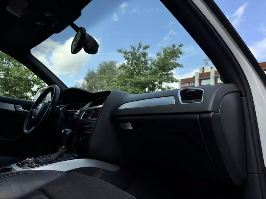 Balts Audi A4 2009 Rīga, ar dzinēja tilpumu 2.70 L un nobraukumu 318 tūkst. km par 4990 €, foto 10 vietnē AUTOMOTO.COM.LV