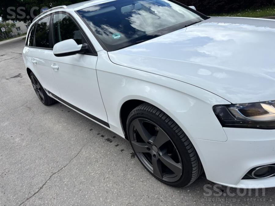White Audi A4 2009 in Tukums, with an engine capacity of 2.00 L and mileage of 328 thousand km for 4350 €, photo 8 on AUTOMOTO.COM.LV