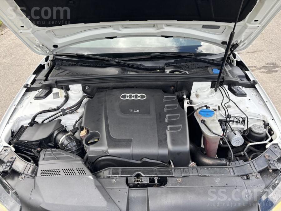 White Audi A4 2009 in Tukums, with an engine capacity of 2.00 L and mileage of 328 thousand km for 4350 €, photo 12 on AUTOMOTO.COM.LV