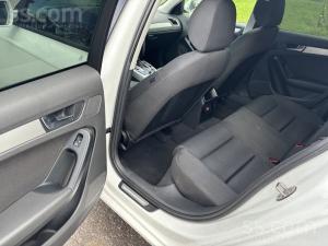 White Audi A4 2009 in Tukums, with an engine capacity of 2.00 L and mileage of 328 thousand km for 4350 €, photo 13 on AUTOMOTO.COM.LV