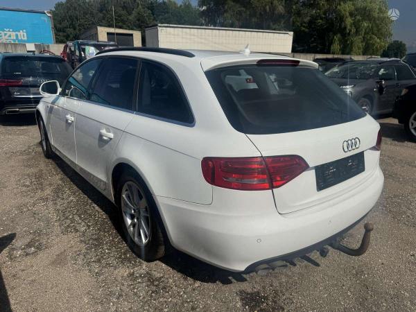 Balts Audi A4 2009 Marijampole, ar dzinēja tilpumu 2.00 L un nobraukumu 500 tūkst. km par 2900 €, foto 6 vietnē AUTOMOTO.COM.LV
