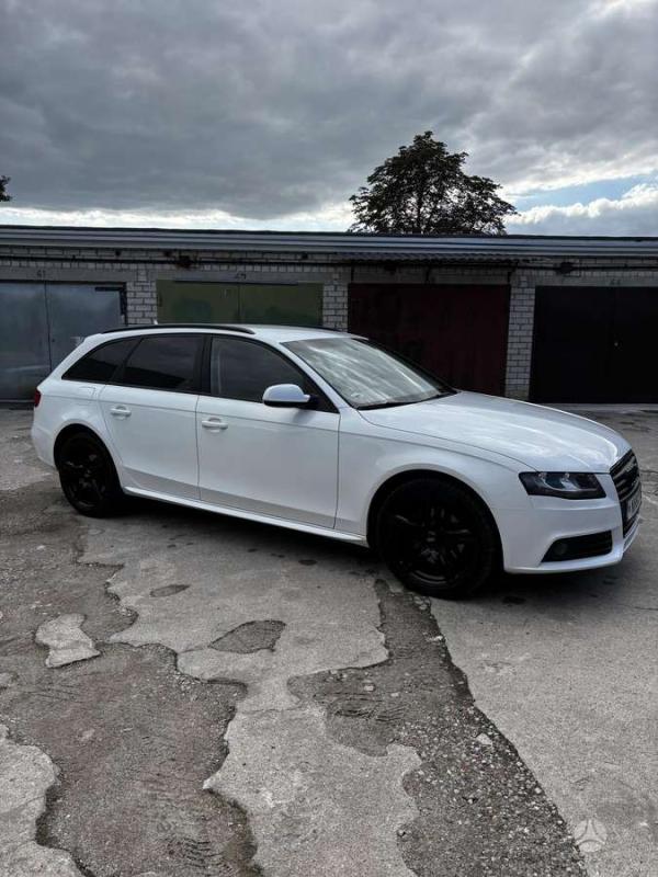 Balts Audi A4 2009 Jonava, ar dzinēja tilpumu 2.70 L un nobraukumu 305 tūkst. km par 5800 €, foto 4 vietnē AUTOMOTO.COM.LV