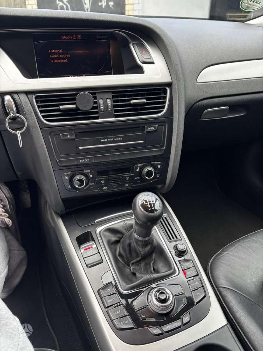 Balts Audi A4 2009 Jonava, ar dzinēja tilpumu 2.70 L un nobraukumu 305 tūkst. km par 5800 €, foto 12 vietnē AUTOMOTO.COM.LV