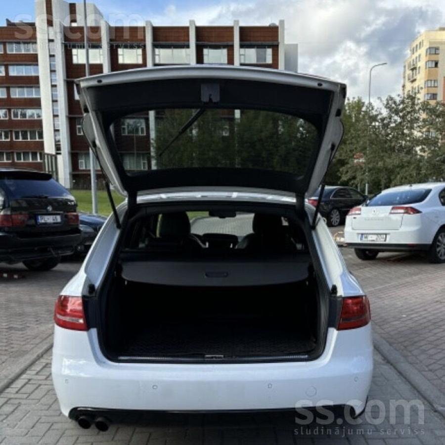 White Audi A4 2009 in Riga, with an engine capacity of 2.00 L and mileage of 33 thousand km for 4000 €, photo 9 on AUTOMOTO.COM.LV