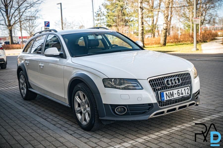 White Audi A4 2010 in Riga, with an engine capacity of 2.00 L and mileage of 299 thousand km for 7990 €, photo 5 on AUTOMOTO.COM.LV