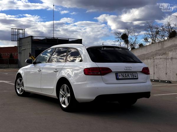 Balts Audi A4 2010 Kauņa, ar dzinēja tilpumu 2.00 L un nobraukumu 256 tūkst. km par 3500 €, foto 5 vietnē AUTOMOTO.COM.LV
