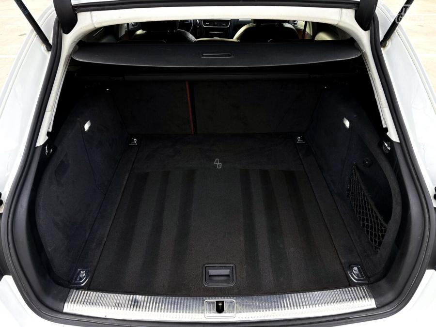 Balts Audi A4 2010 Kauņa, ar dzinēja tilpumu 2.00 L un nobraukumu 256 tūkst. km par 3500 €, foto 27 vietnē AUTOMOTO.COM.LV