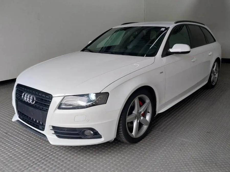 Balts Audi A4 2010 Mārupe, ar dzinēja tilpumu 3.00 L un nobraukumu 227 tūkst. km par 8450 €, foto 1 vietnē AUTOMOTO.COM.LV